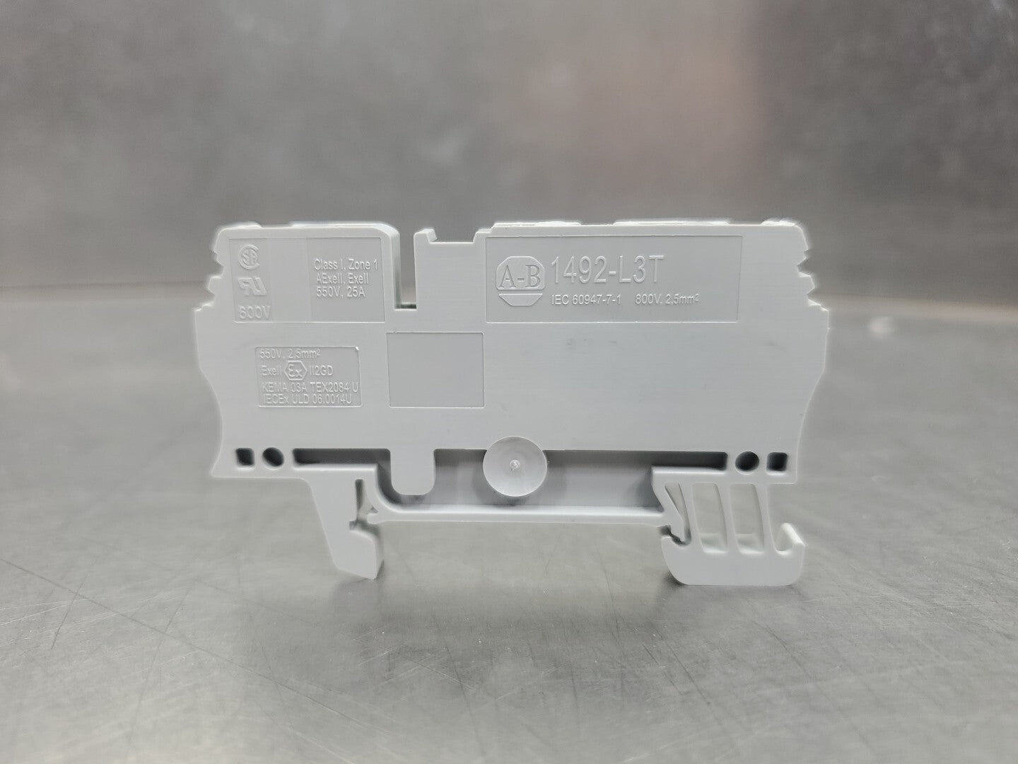 ALLEN BRADLEY 1492-L3T 800V 3-Wire Terminal. 4C-31 – Palmetto Automation Inc.