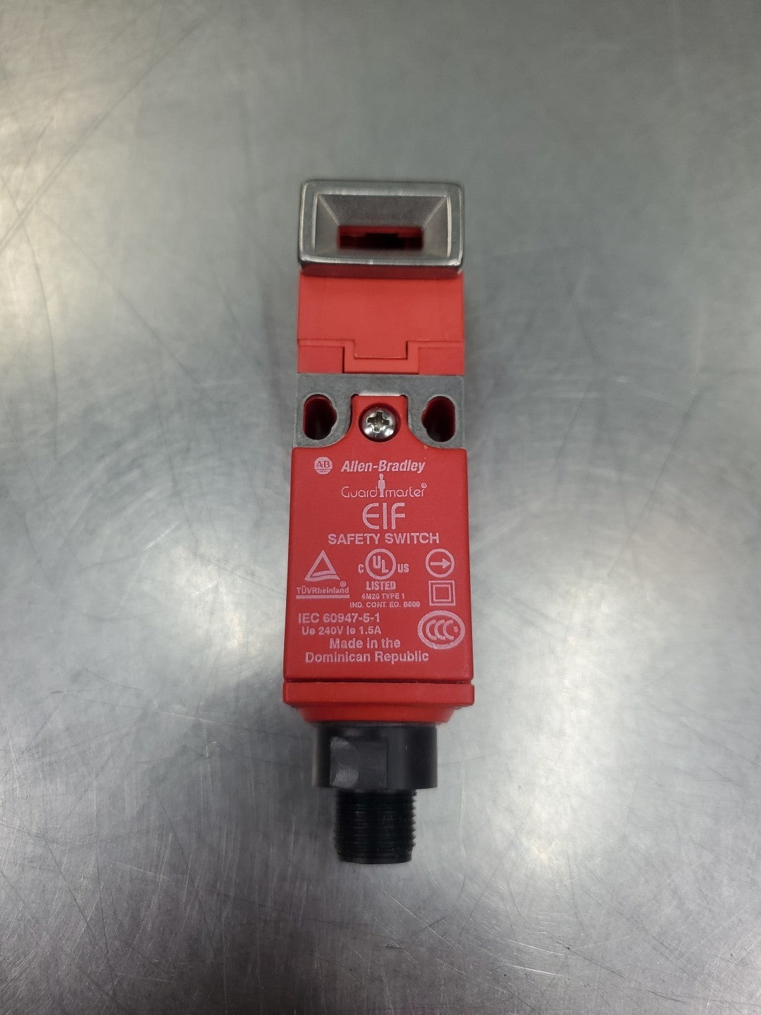 ALLEN BRADLEY 440K-E33075 Ser B GuardMaster Elf Safety Switch. 5E-8 ...