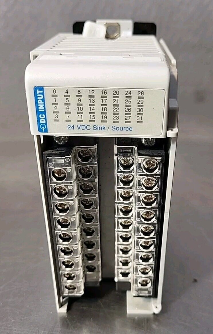 Allen Bradley 1769-IQ32 / A 24V DC CompactLogix Input Module Loc3C29 ...