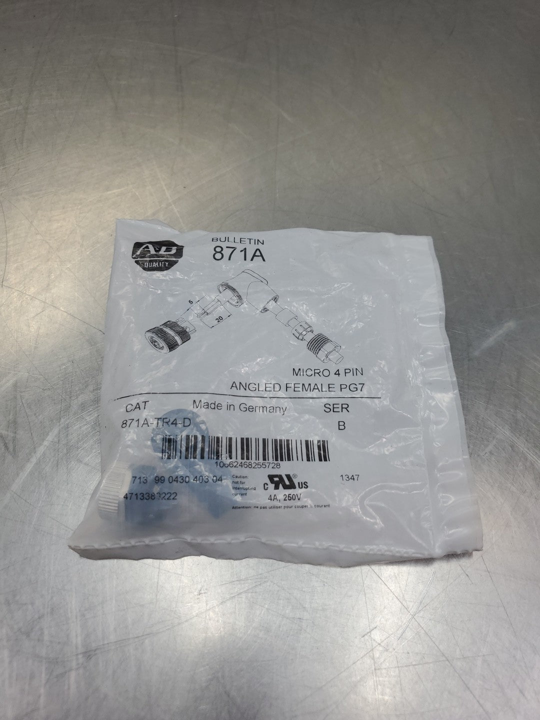 Allen Bradley 871A-TR4-D Micro 4-Pin Angled Female Connector. 4E-37 ...