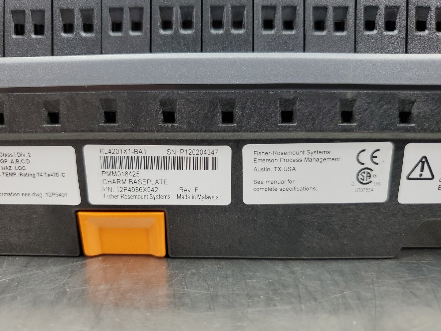 EMERSON KL4201X1-BA1 REV F CHARM BASEPLATE UNIT **Missing Coverplate ...