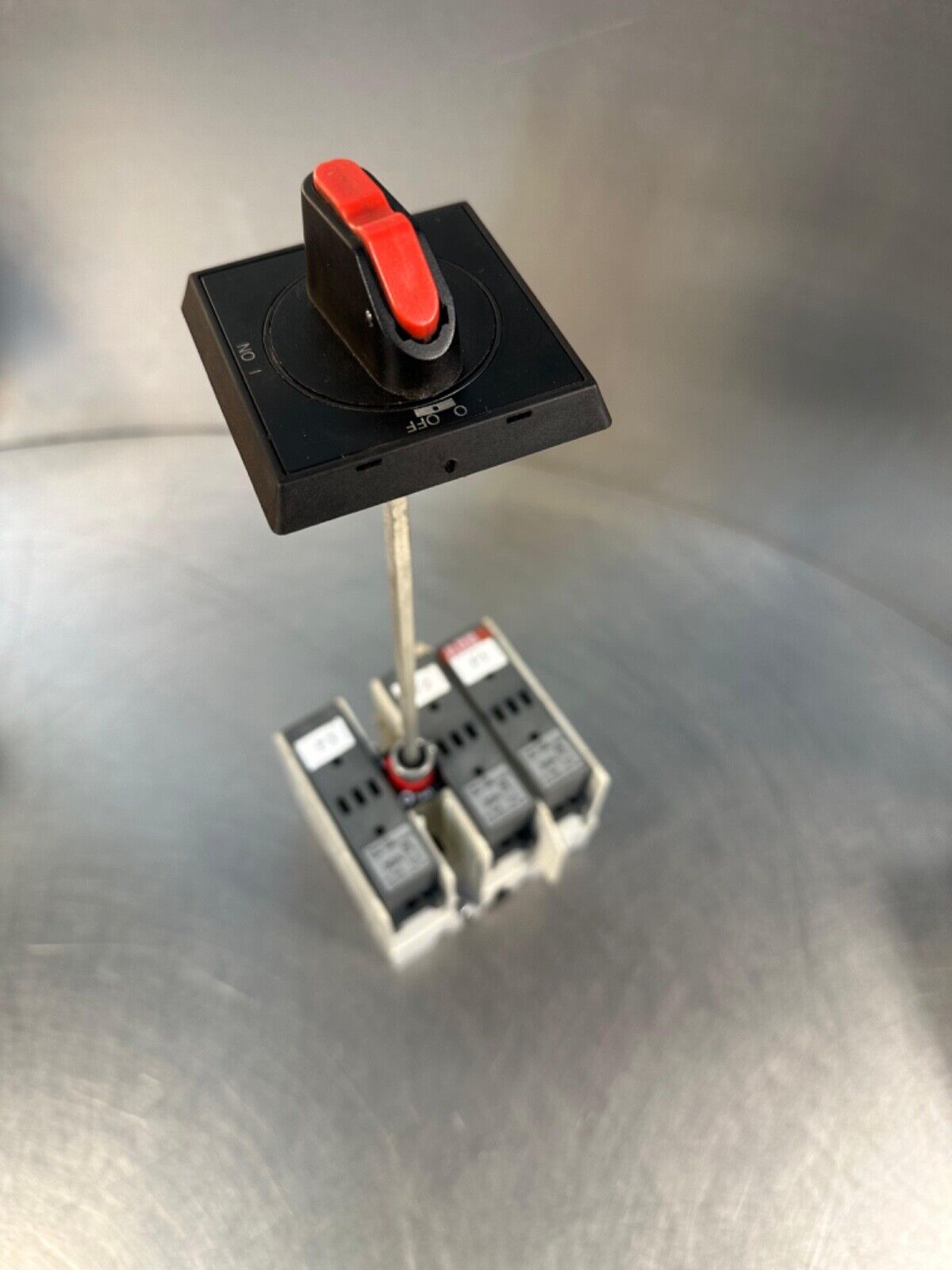 Abb Os-30ACC12 600VAC 30A Fused S. w/3-Ferraz Shawmut ATMR20 20A (4C-3 ...