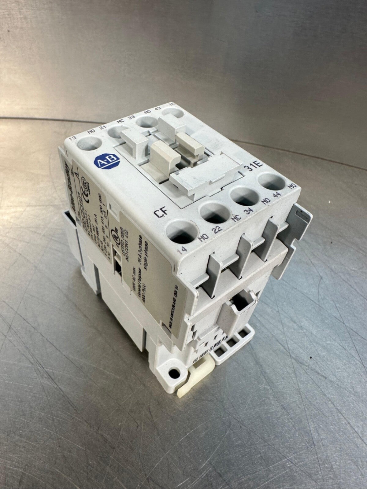 Allen-Bradley 700-CF310* SerA Control Relay (4C-31) – Palmetto ...