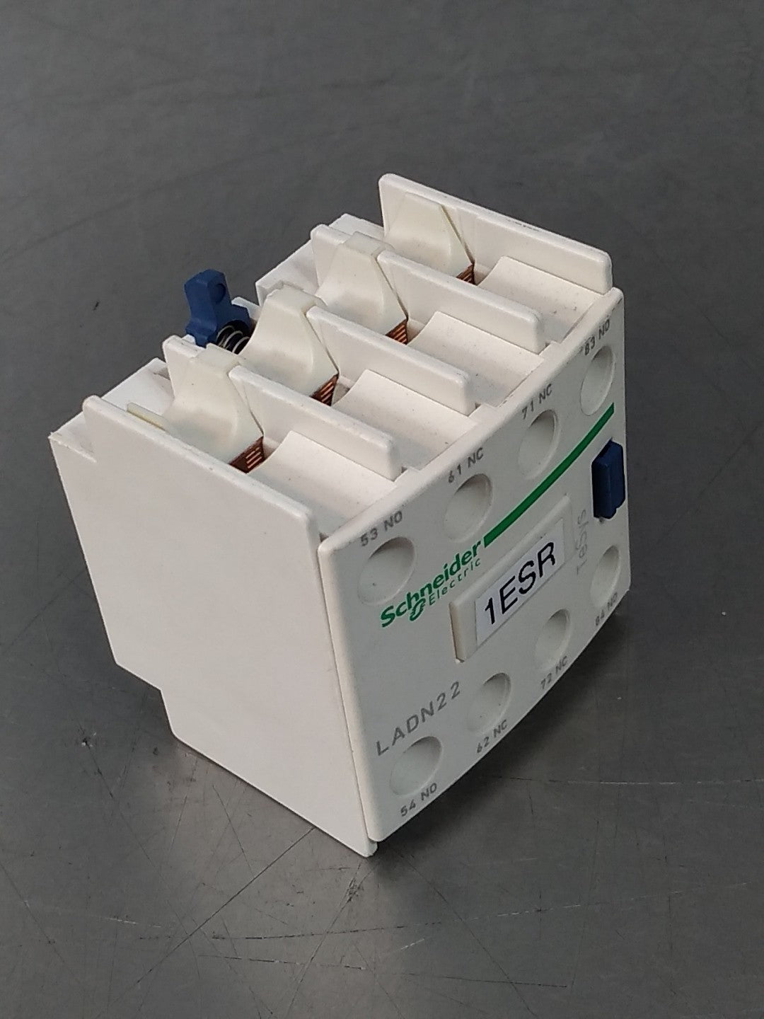 Schneider Electric LADN20 Auxiliary Contact Block JIS C 8201-1-5-1 Loc ...