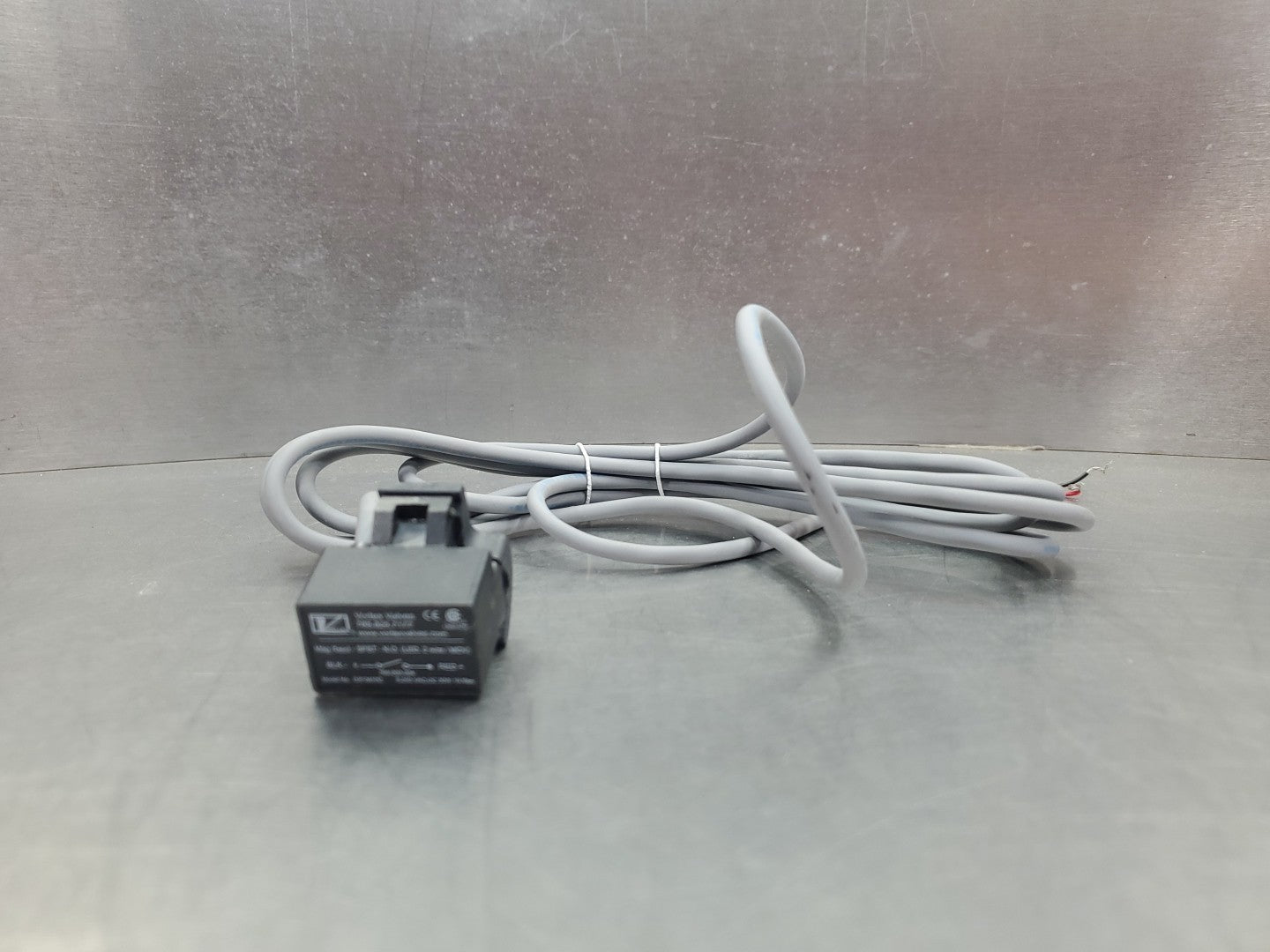 Vortex DSSM10C Reed Magnetic Switch, 5-240VDC/DC, 30W, 1A. 5D-36 ...