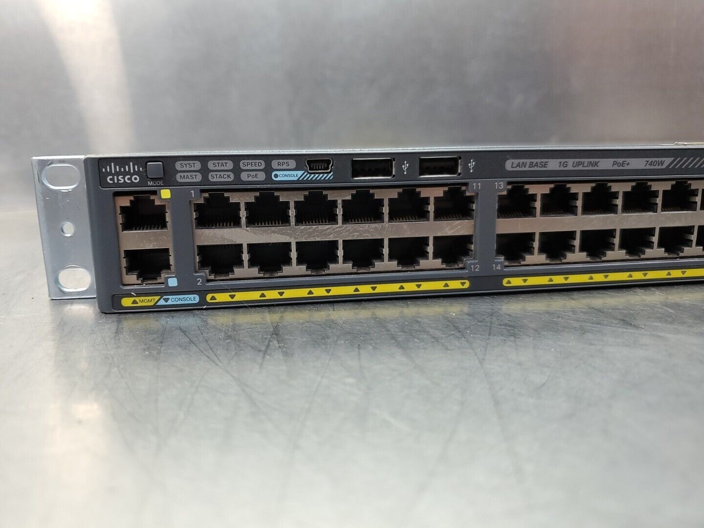 Cisco WS-C2960X-48FPS-L V02 48-Port Gigabit Ethernet Switch. 3F-25 ...
