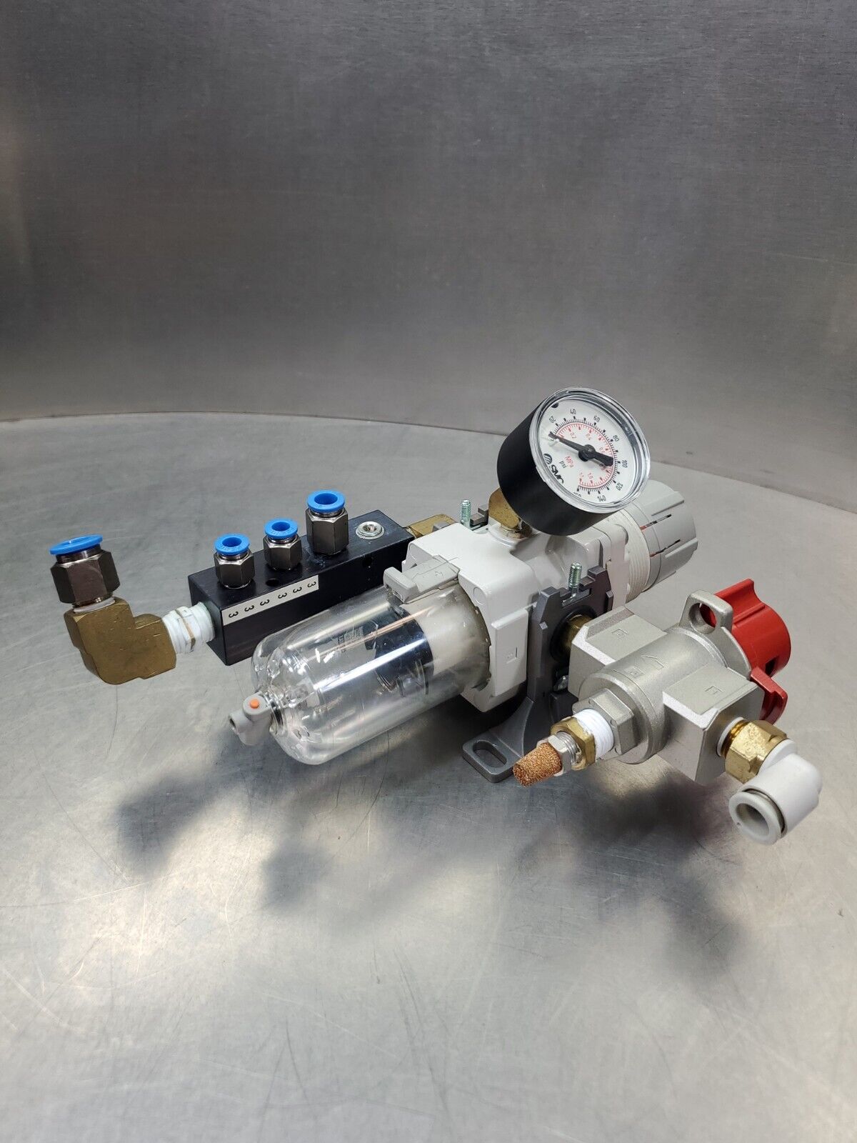 SMC AW30-N02-Z-A FILTER REGULATOR w/VHS30-N02-Z Valve Unit. 6E ...