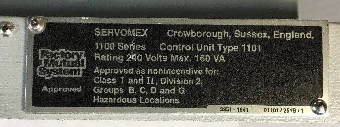 SERVOMEX 1100 OXYGEN ANALYZER COMBO 1131 TRANSDUCER UNIT / 1101 CONTRO ...