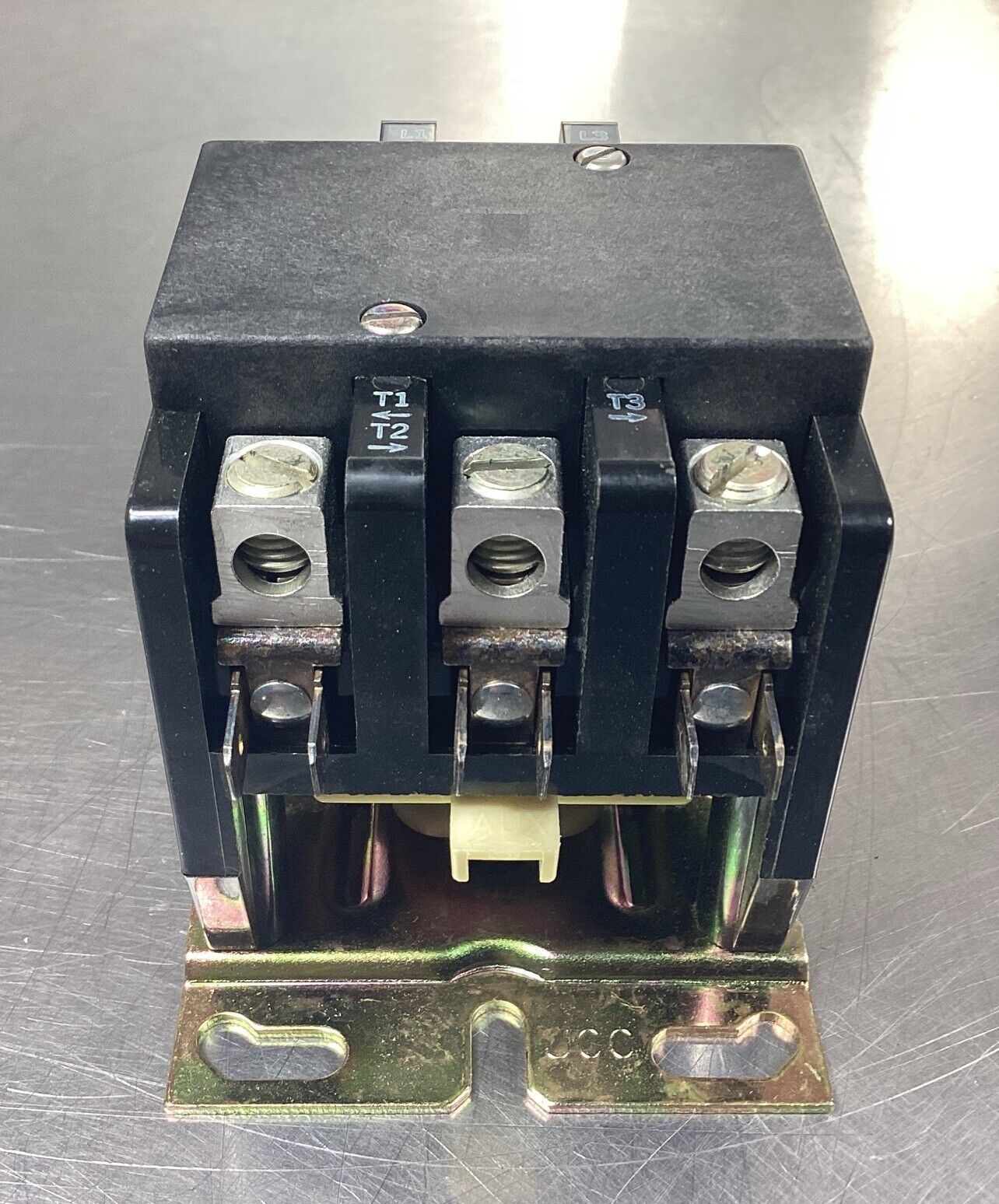 Joslyn Clark DP3C403-240, Definite Purpose Contactor, 40A, 3 Pole 4E-3 ...