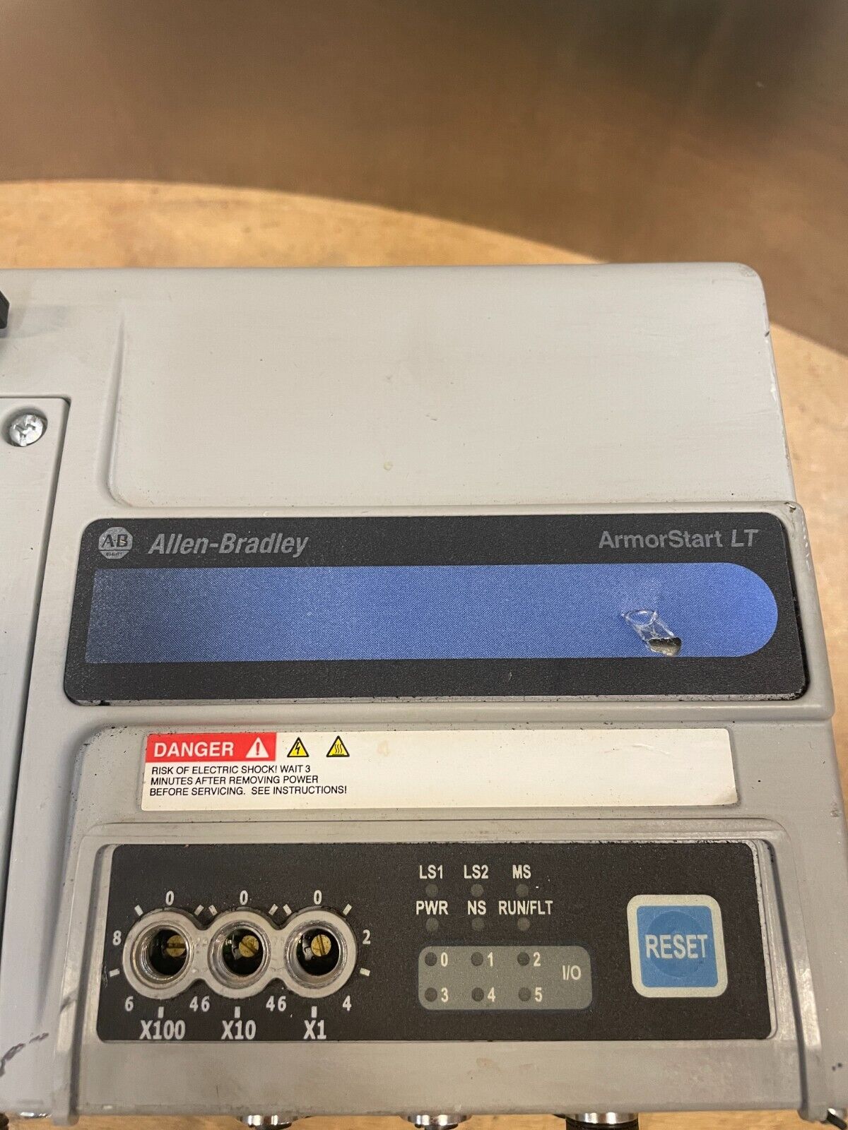 Allen Bradley 291E-FAZ-G2 Gray ArmorStart LT 24V Three-Phase Reversing ...