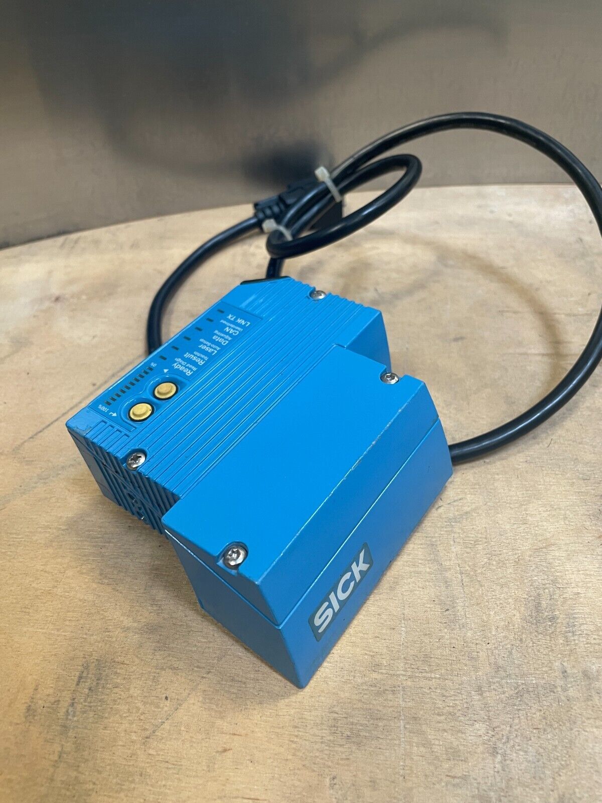 Sick CLV650-6000 1042124 Blue Portable 9.5W 800mA Barcode Scanner Sens ...