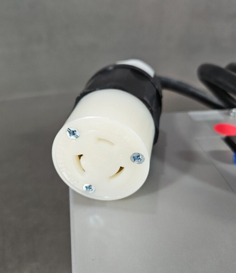 STARLINE Busway Tap Box CBDCT5E12-6'-L520C-4. 20A. 120V. Loc 6D ...