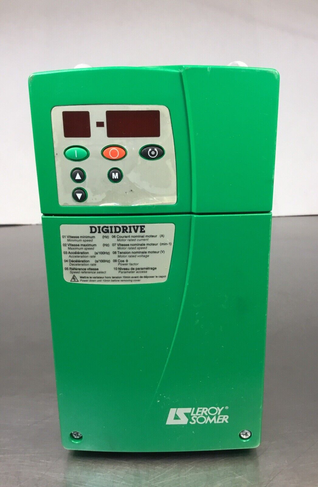 Control Techniques LEROY SOMER DIGIDRIVE SE23400110 SE2T 1.1KW 1C ...