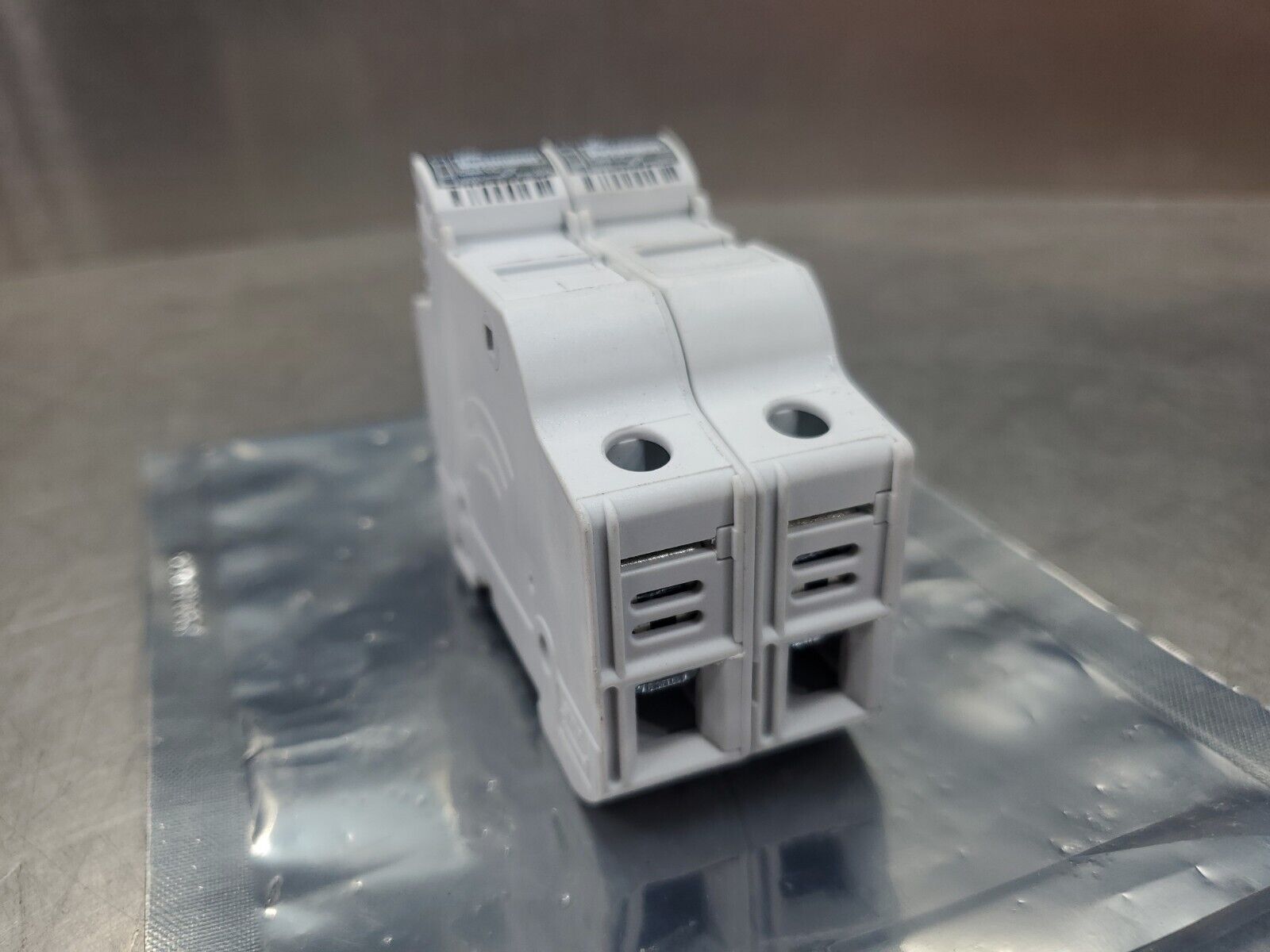 Cooper Bussmann CHCC 600V 30A 2-Pole Fuse Holder. 4D – Palmetto ...