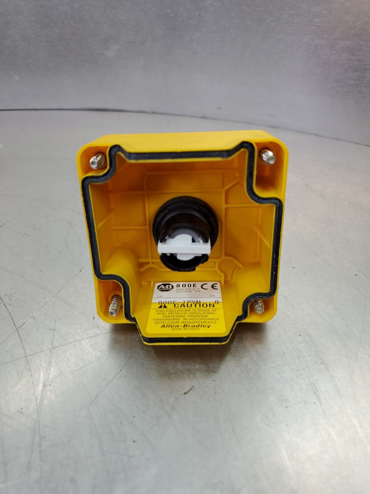 Allen Bradley 800E-1PYM Ser. B E-STOP Module. 4E-21 – Palmetto ...