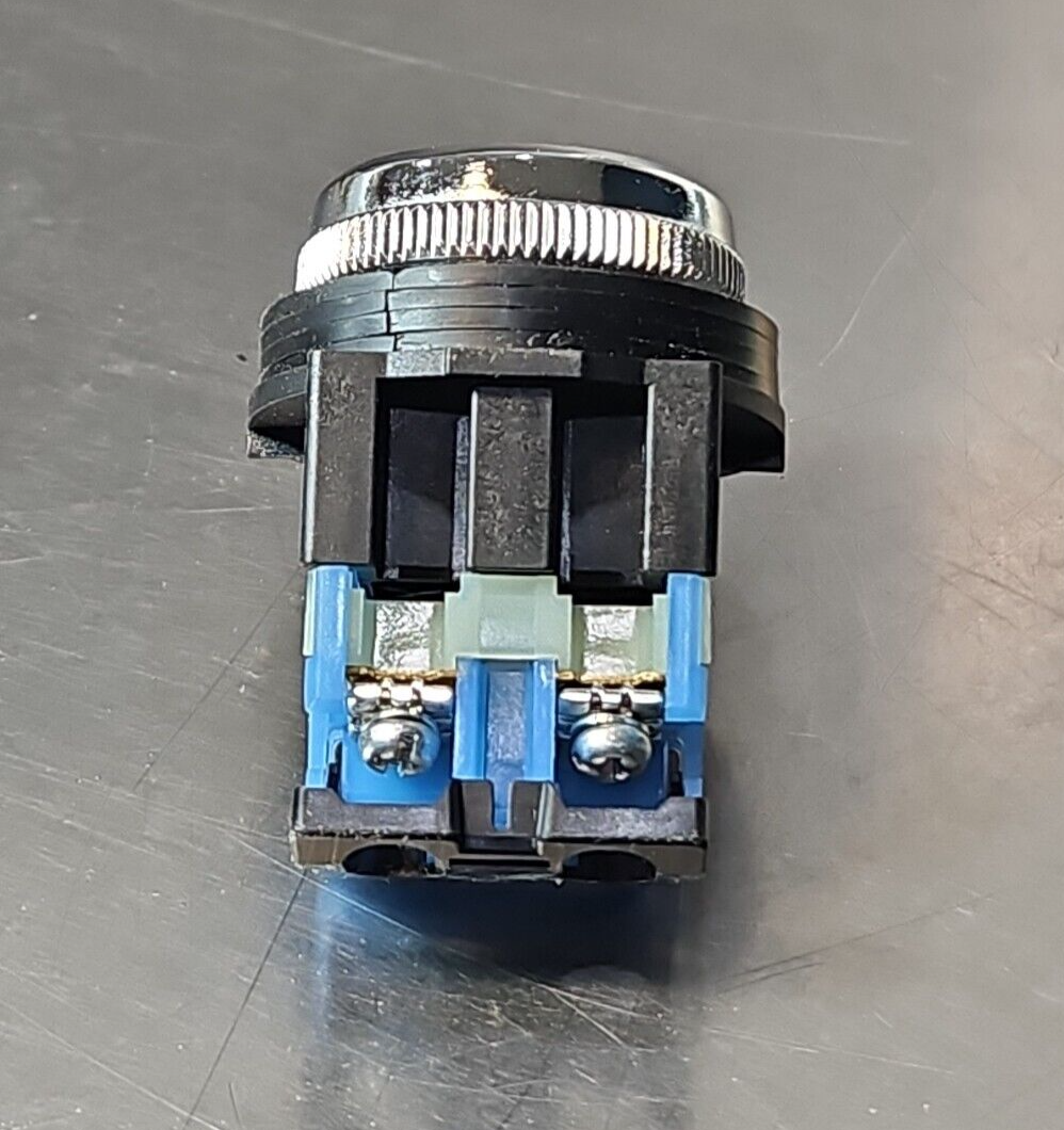 Fuji AR30FOR-10SZC Push button switch. Loc4D32 – Palmetto Automation Inc.