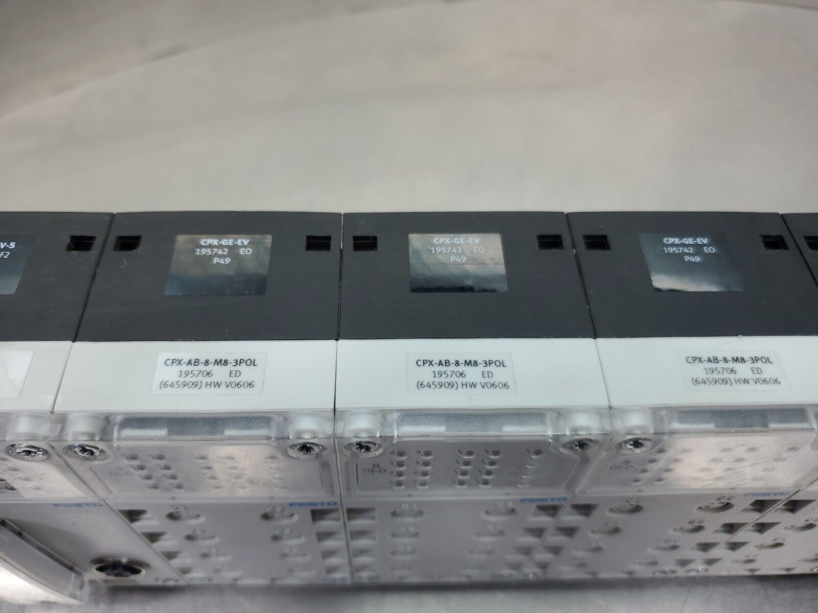 FESTO MPAL-VI 569926/CPX-AB-8M8-3POL 12 VALVE TERMINAL CONTROLLER. 6E ...