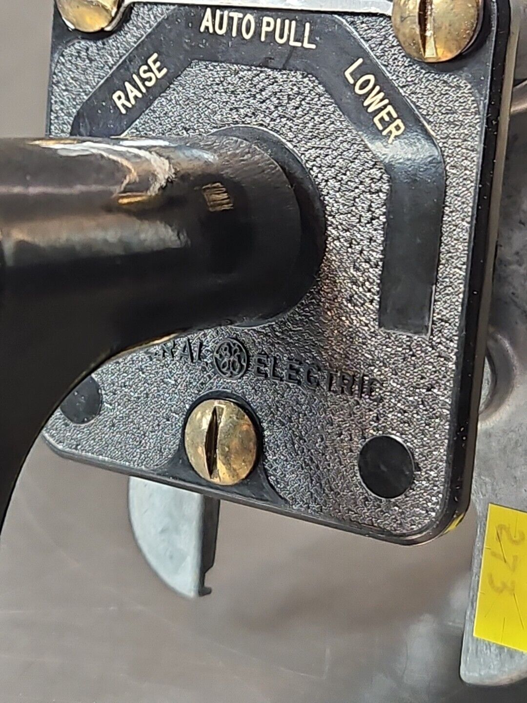 GE SB10 Selector Switch (195A4663G1X2). Loc4D27 – Palmetto Automation Inc.