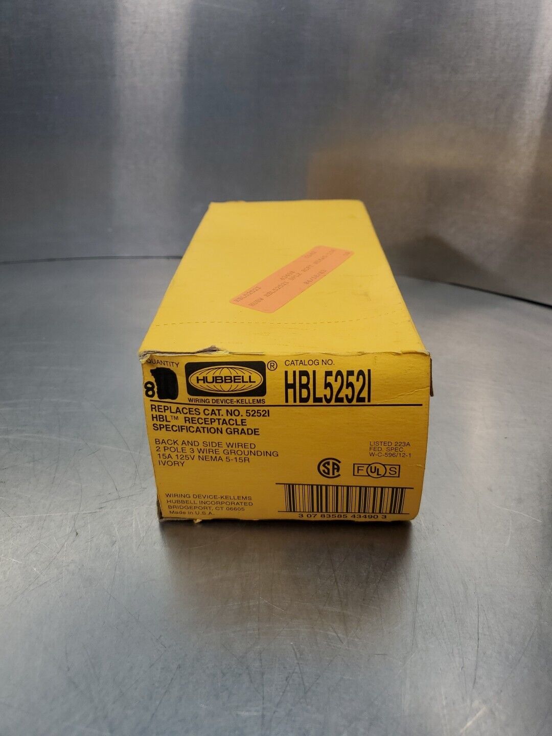 Hubbell HBL5252I HBL Receptacle Specification Grade, 125V 15A, Ivory ...