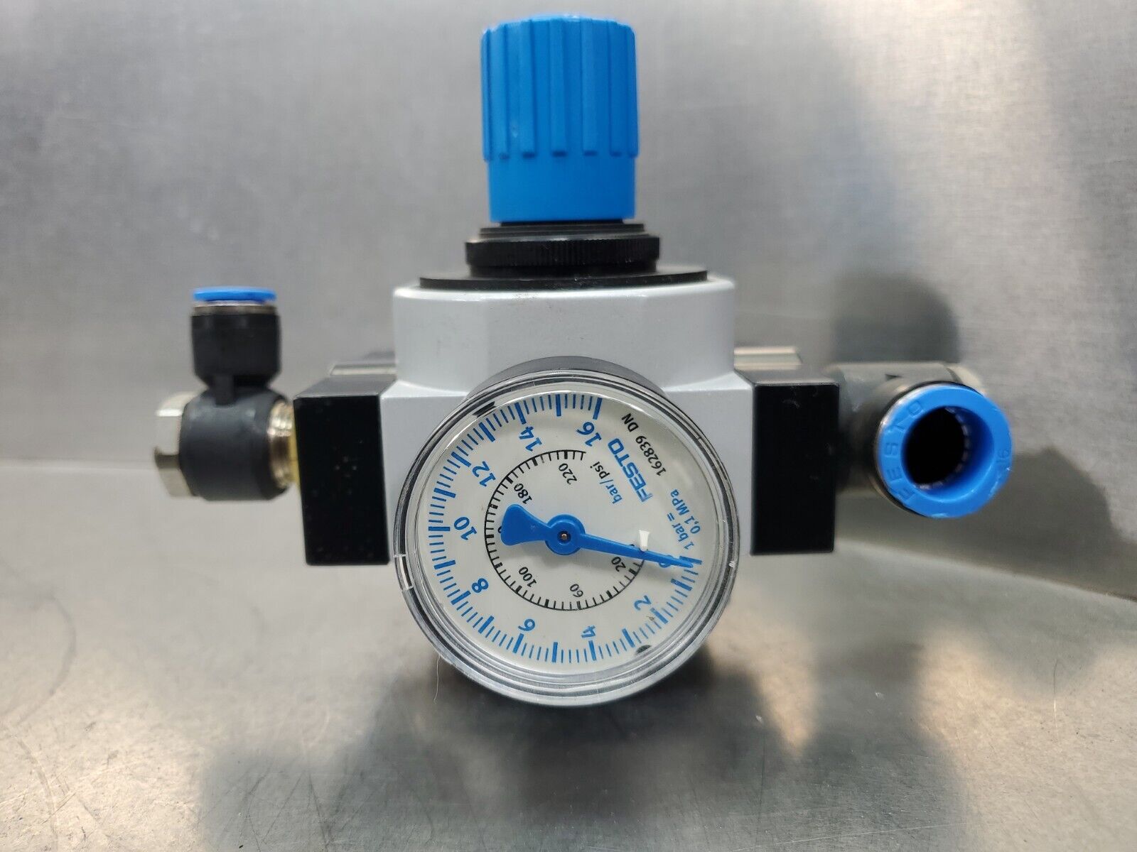 FESTO LR-1/2-D-MAXI 00186455 240PSI LR-D-MAXI DN 30 Control Valve. 6D ...