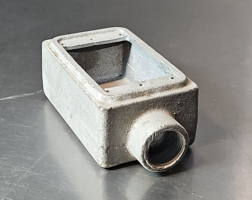Appleton FS-1-75 cast hub device box dead end malleable. Loc4A5 ...